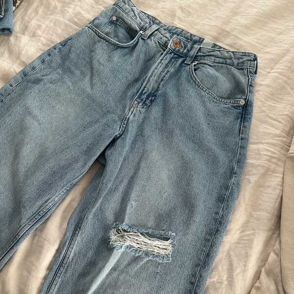 Jeans | Highwaisted Denim Jeans With Knee Rip | Poshmark